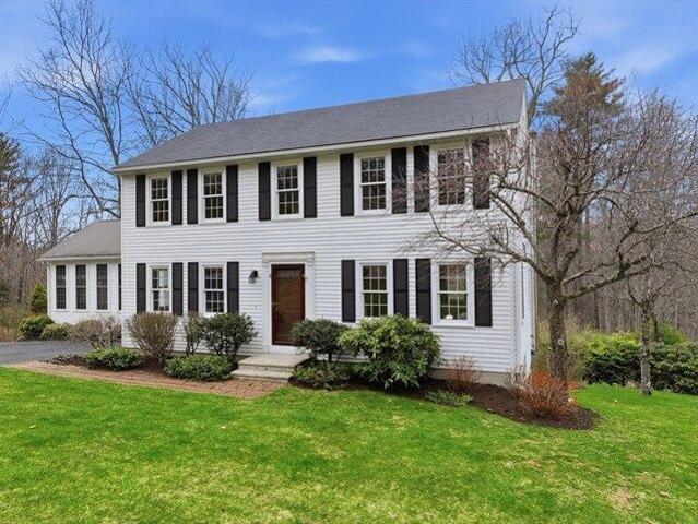 house with 3 bedroom, Sturbridge MA DLS103038022
