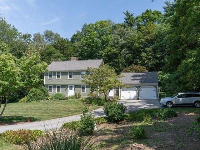 house with 3 bedroom, Sturbridge MA ES105127489
