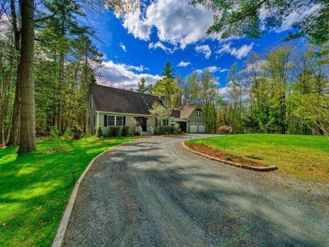 house with 3 bedroom, Sunapee NH DS104331245