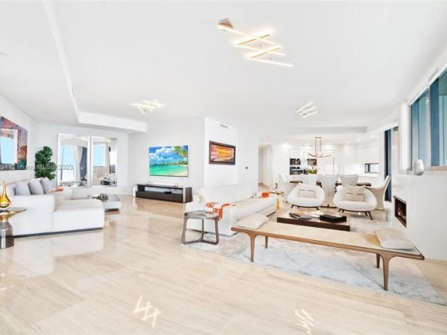 house with 3 bedroom, Sunny Isles Beach Fl FL DLS100902405