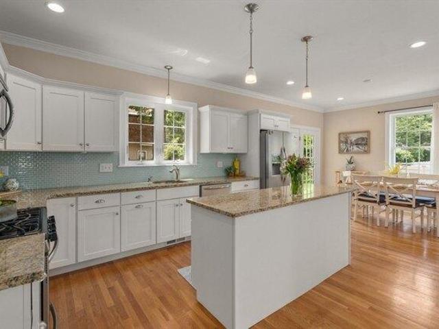 house with 3 bedroom, Sudbury MA ES104237732