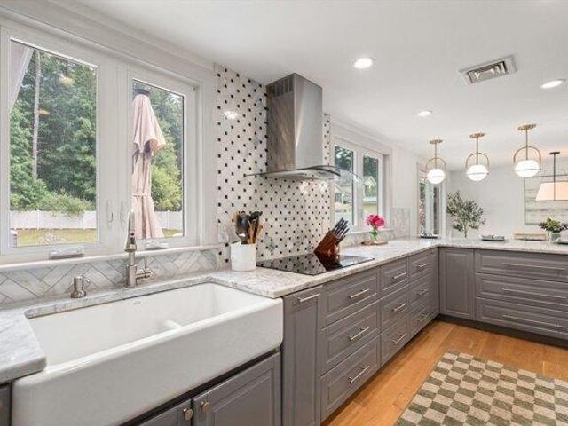 house with 3 bedroom, Sudbury MA ES105202771