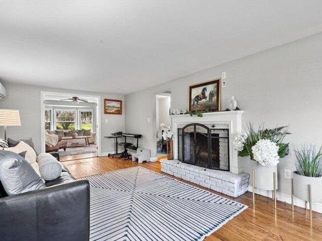 house with 3 bedroom, Sudbury MA ES103548316