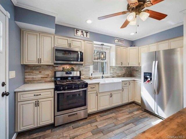 house with 3 bedroom, Suffern NY DLS101801252