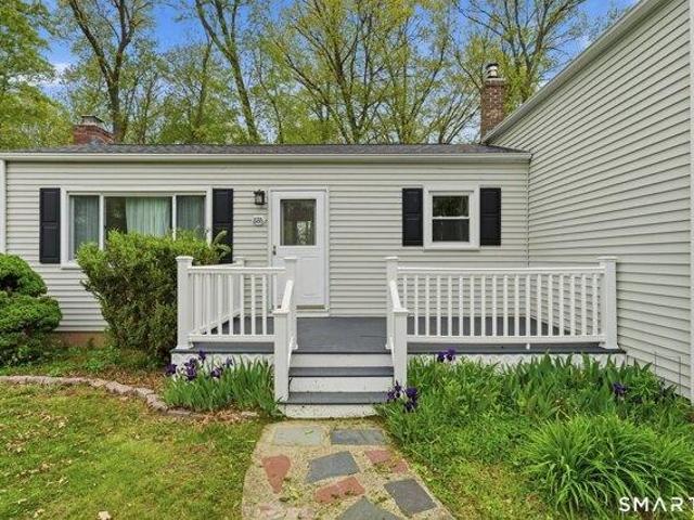 house with 3 bedroom, Suffield CT DS103070256