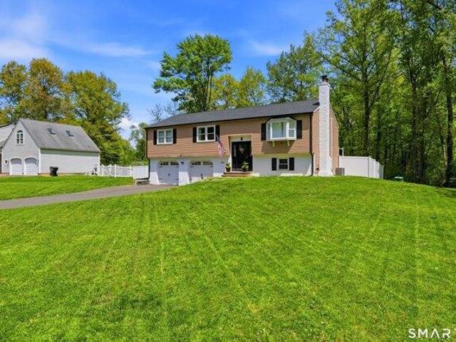 house with 3 bedroom, Suffield CT ES103625771