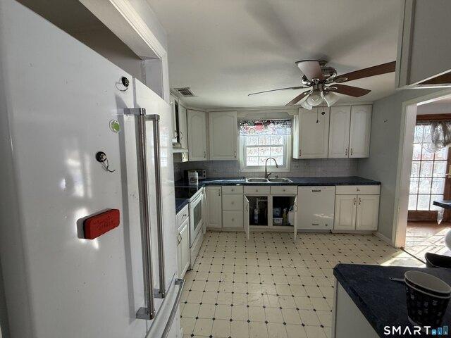 house with 3 bedroom, Suffield CT ES104076973