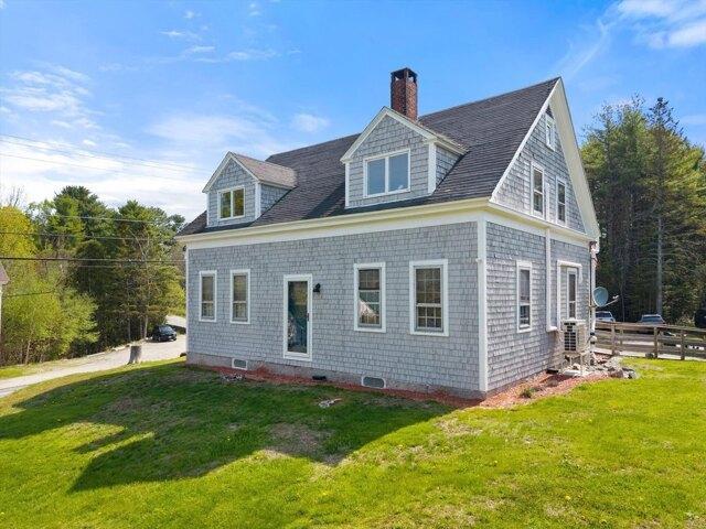 house with 3 bedroom, Sullivan ME DS103100908