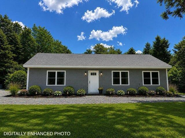 house with 3 bedroom, Sullivan ME DS104406664