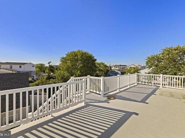 house with 3 bedroom, Surf City NJ ES105175891