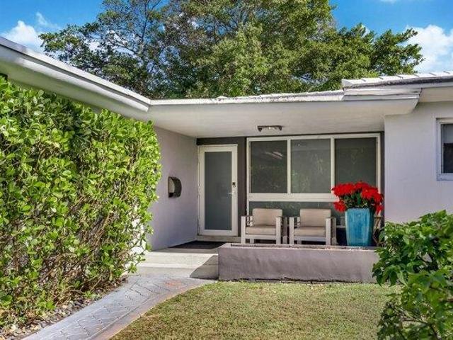 house with 3 bedroom, Surfside FL DS89200702
