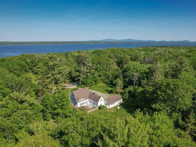 house with 3 bedroom, Surry ME ES104792055