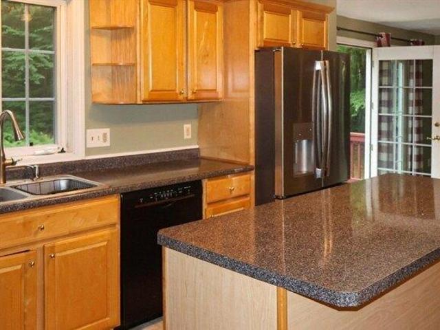 house with 3 bedroom, Sutton MA ES104406590