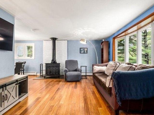 house with 3 bedroom, Sutton MA ES104543018