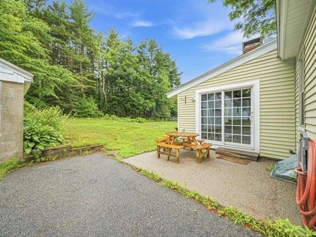 house with 3 bedroom, Sutton MA ES104296245