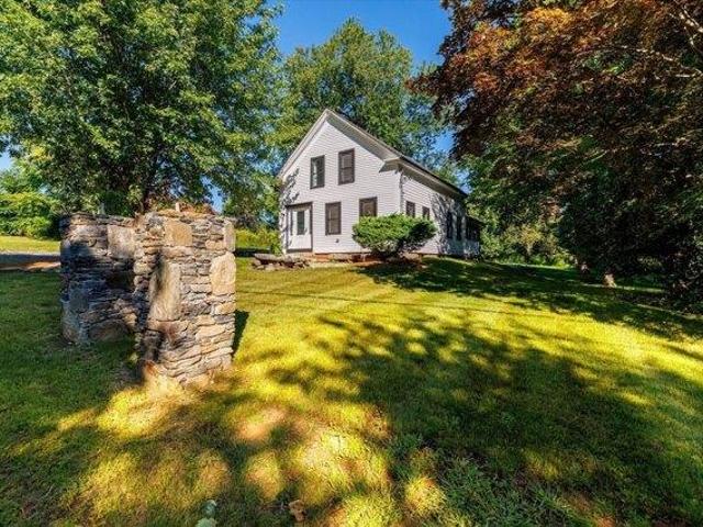 house with 3 bedroom, Sutton MA ES105401677