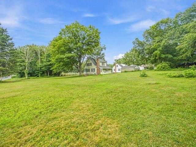 house with 3 bedroom, Sutton MA ES105095320