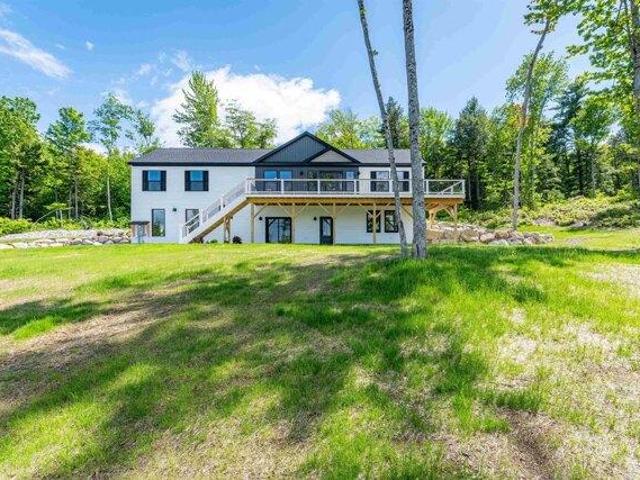 house with 4 bedroom, Tamworth NH ES104265246