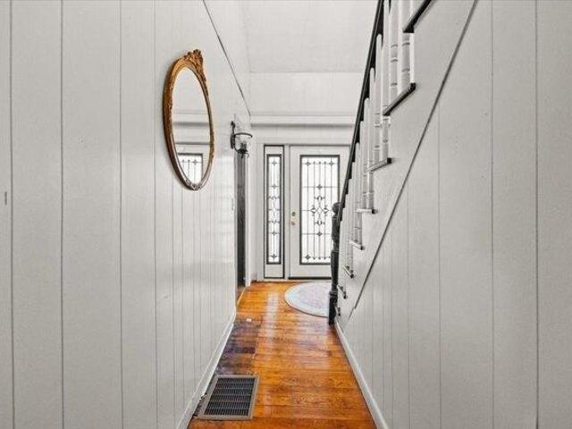 house with 4 bedroom, Taunton MA DLS102761449