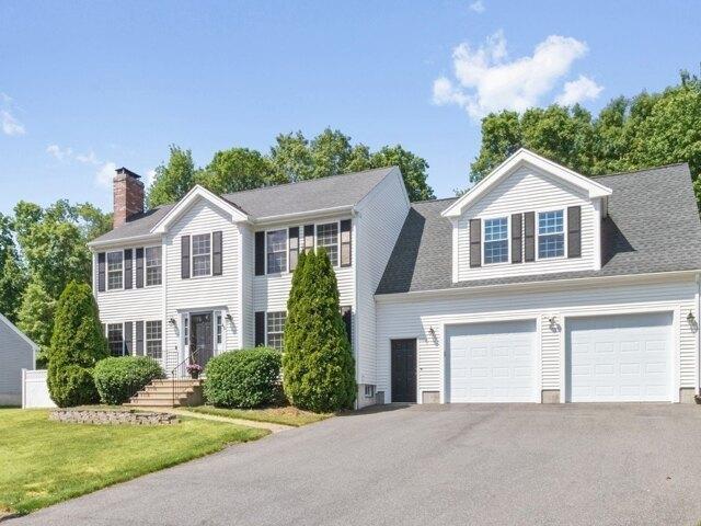 house with 4 bedroom, Taunton MA DS104407076