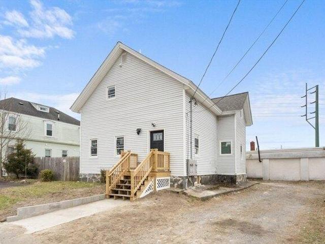 house with 4 bedroom, Taunton MA DS102634665
