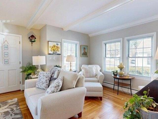 house with 4 bedroom, Taunton MA DS103250382