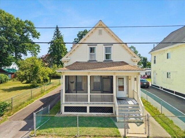 house with 4 bedroom, Taunton MA DS103807775