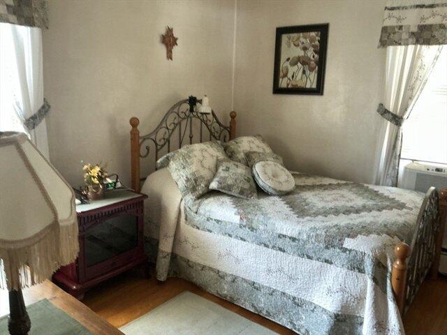 house with 4 bedroom, Taunton MA ES105127749