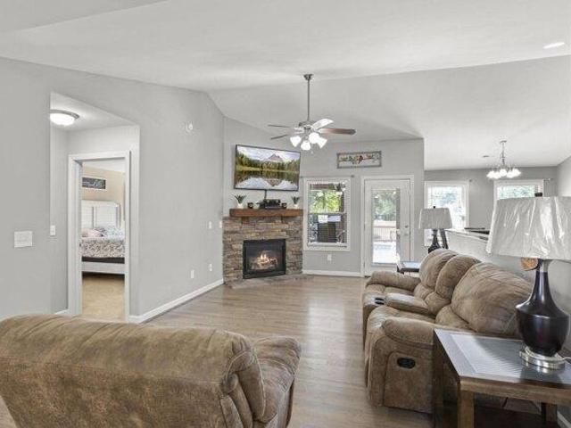 house with 4 bedroom, Taylors SC DS88449526