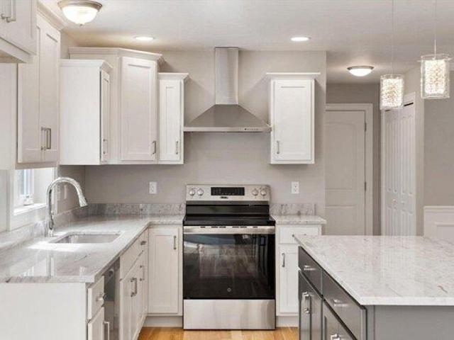 house with 4 bedroom, Templeton MA DS103886222