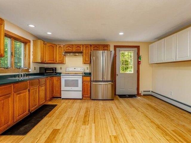 house with 4 bedroom, Templeton MA ES104570342
