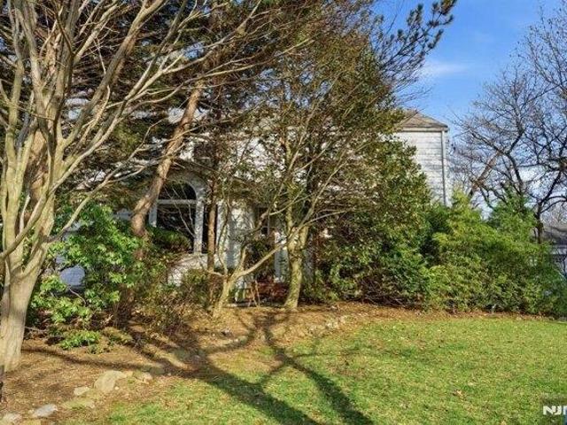 house with 4 bedroom, Tenafly NJ DLS101602738