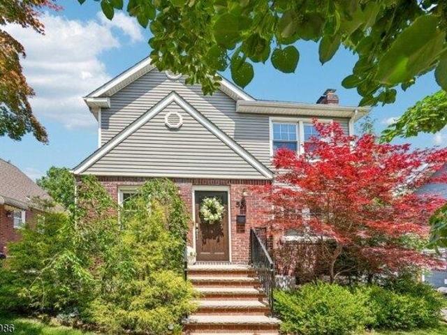 house with 4 bedroom, Teaneck NJ DS104440479