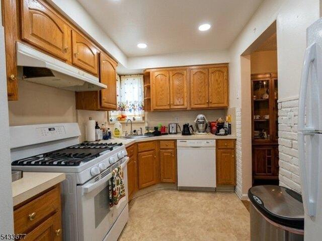 house with 4 bedroom, Teaneck NJ ES104922277