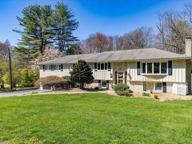 house with 4 bedroom, Tewksbury MA DS102476885