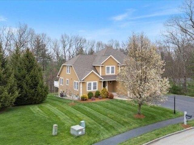 house with 4 bedroom, Tewksbury MA DS103498839