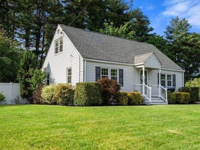 house with 4 bedroom, Tewksbury MA ES102960569