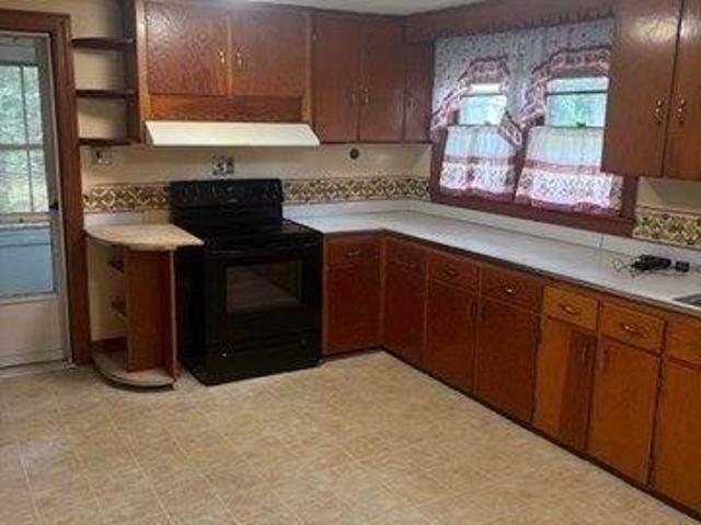 house with 4 bedroom, Tewksbury MA ES103889223