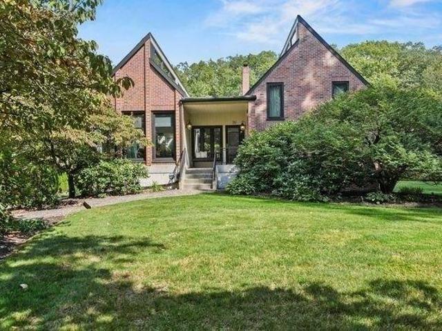 house with 4 bedroom, Tewksbury MA ES104807309