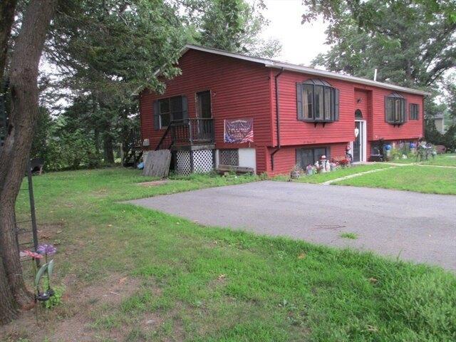 house with 4 bedroom, Tewksbury MA ES104850879