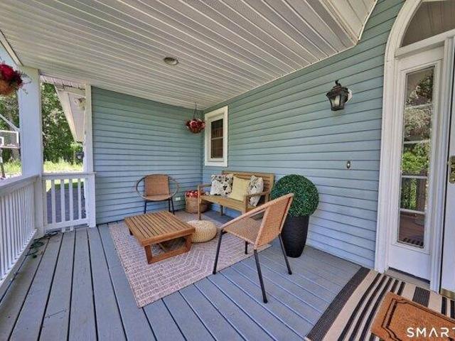 house with 4 bedroom, Thomaston CT ES103499778