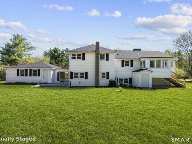 house with 4 bedroom, Thompson CT DLS102595531