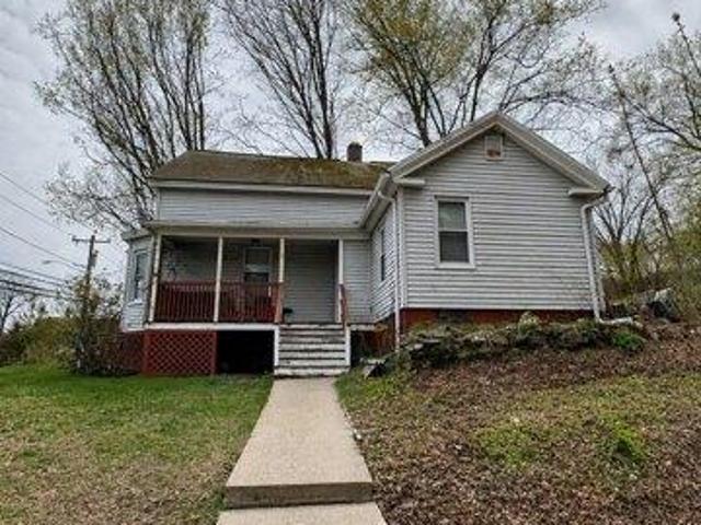 house with 4 bedroom, Thompson CT DS102442946