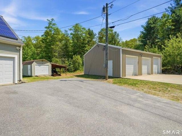 house with 4 bedroom, Thompson CT ES102826930