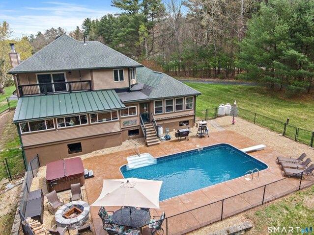 house with 4 bedroom, Thompson CT ES103435059