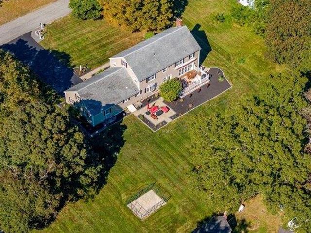 house with 4 bedroom, Thompson CT ES103929634