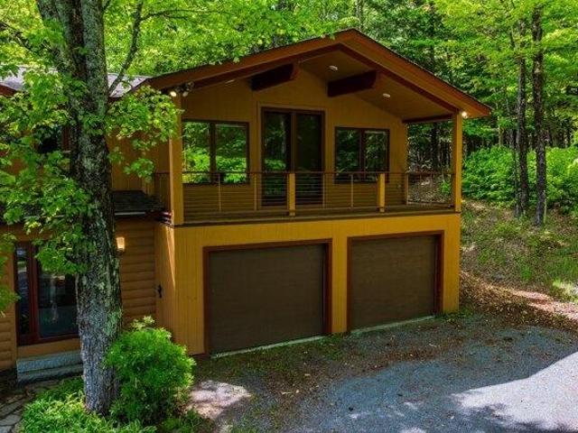 house with 4 bedroom, Thetford VT ES103435984