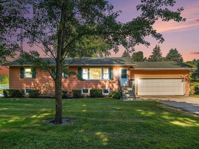 house with 4 bedroom, Three Rivers MI DLS92986542