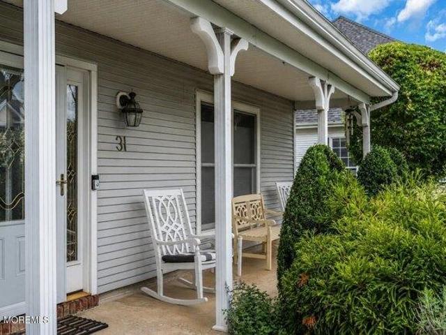 house with 4 bedroom, Tinton Falls NJ DS102729298