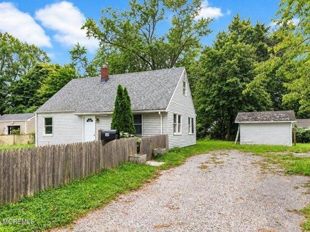 house with 4 bedroom, Tinton Falls NJ ES105576500